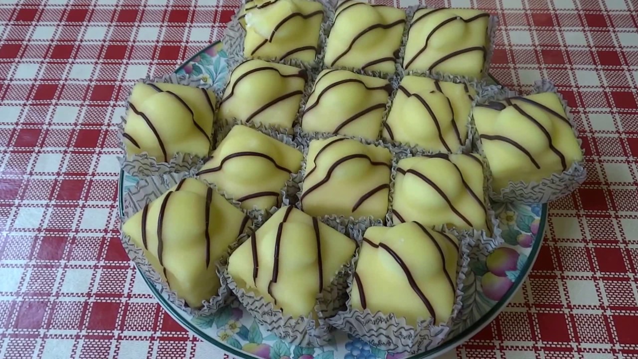 French Tasties Cakes Touchdown Cafe Perth Airport Scone Perthshire ...