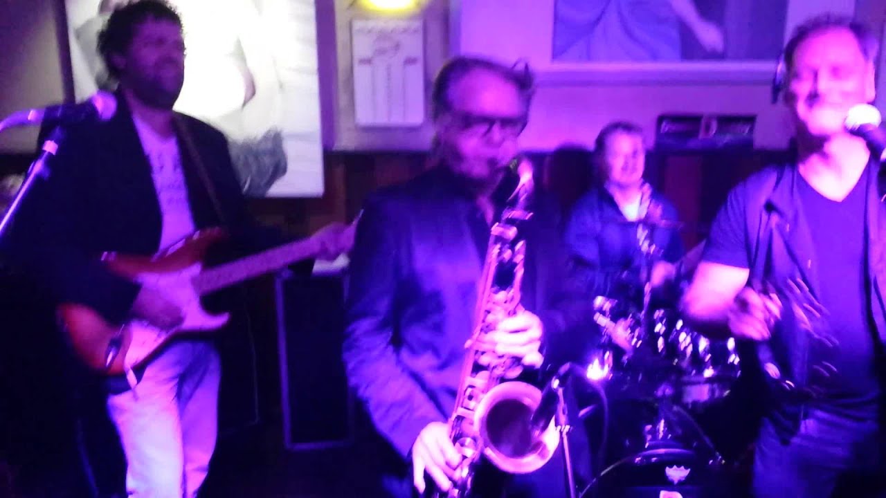 Debby double D met Hans & Candy Dulfer - YouTube