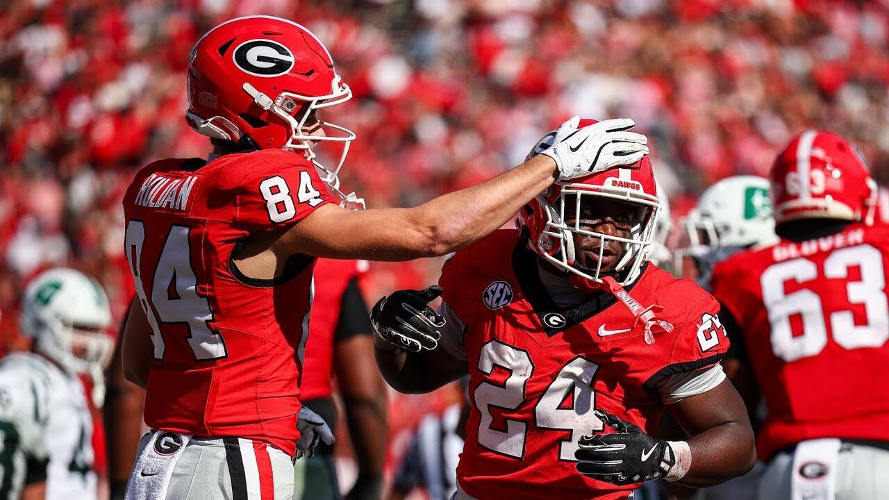 UGA freshman running back Bo Walker impresses vs. Charlotte - YouTube