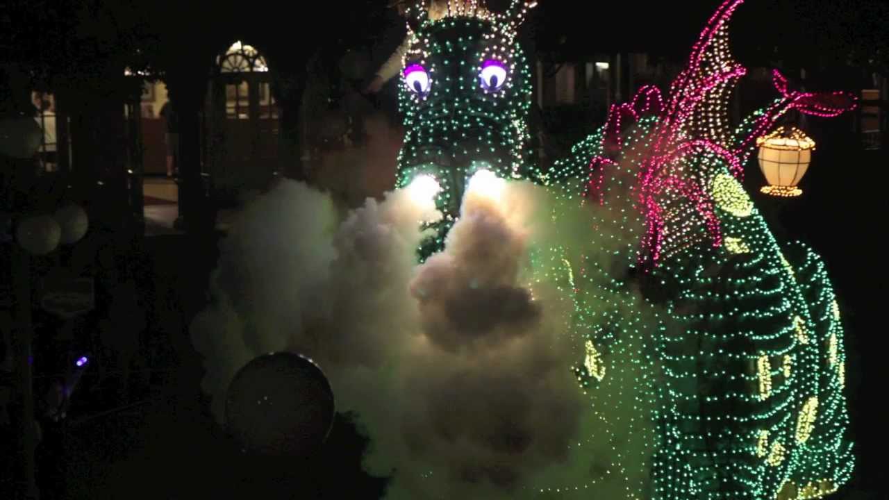 Main Street Electrical Parade Photo Slideshow - YouTube