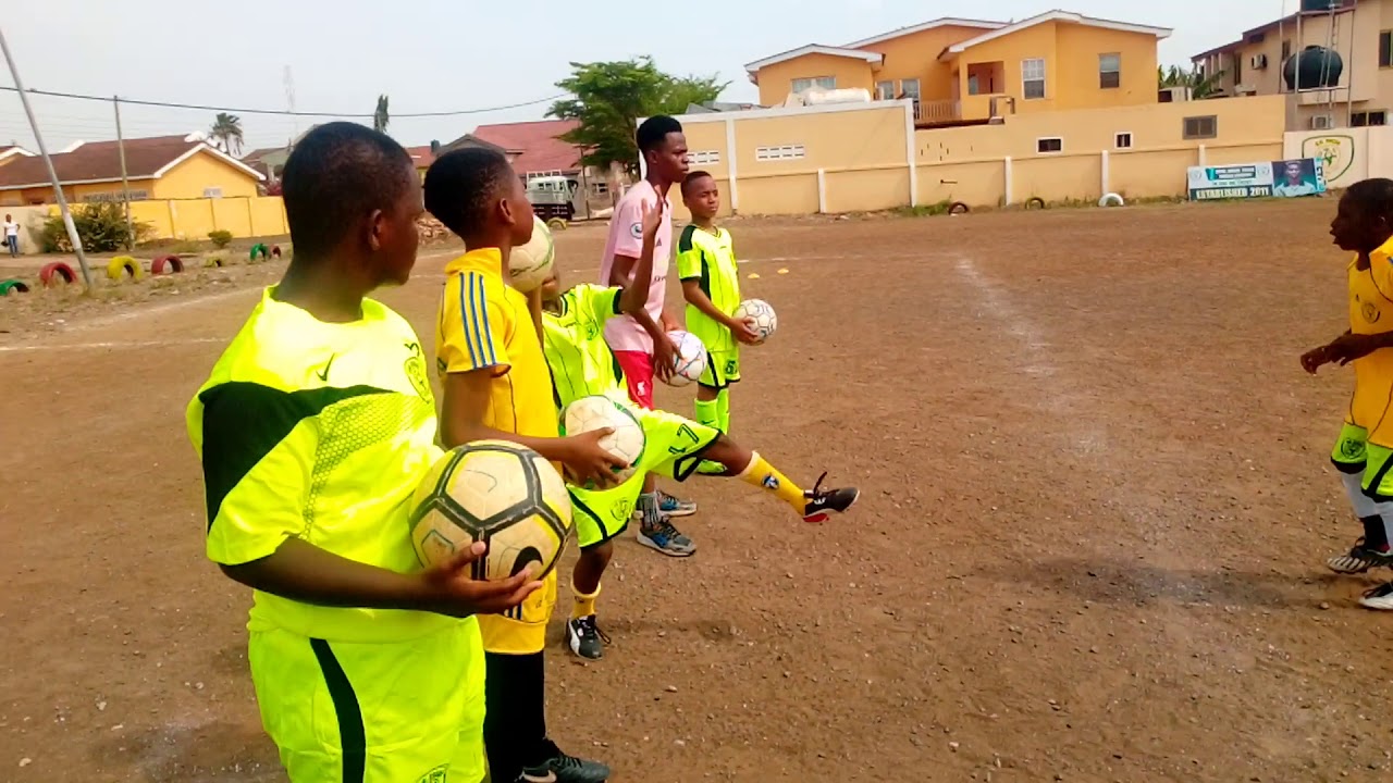 FC RAISA kids - YouTube