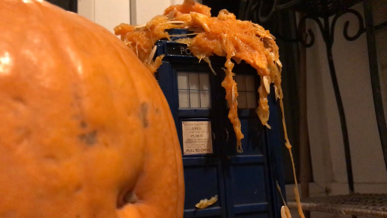 Doctor Who - Halloween Begins (Stop Motion mini figure episode) - YouTube