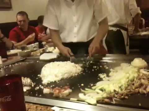 Great funny hibachi chef - YouTube