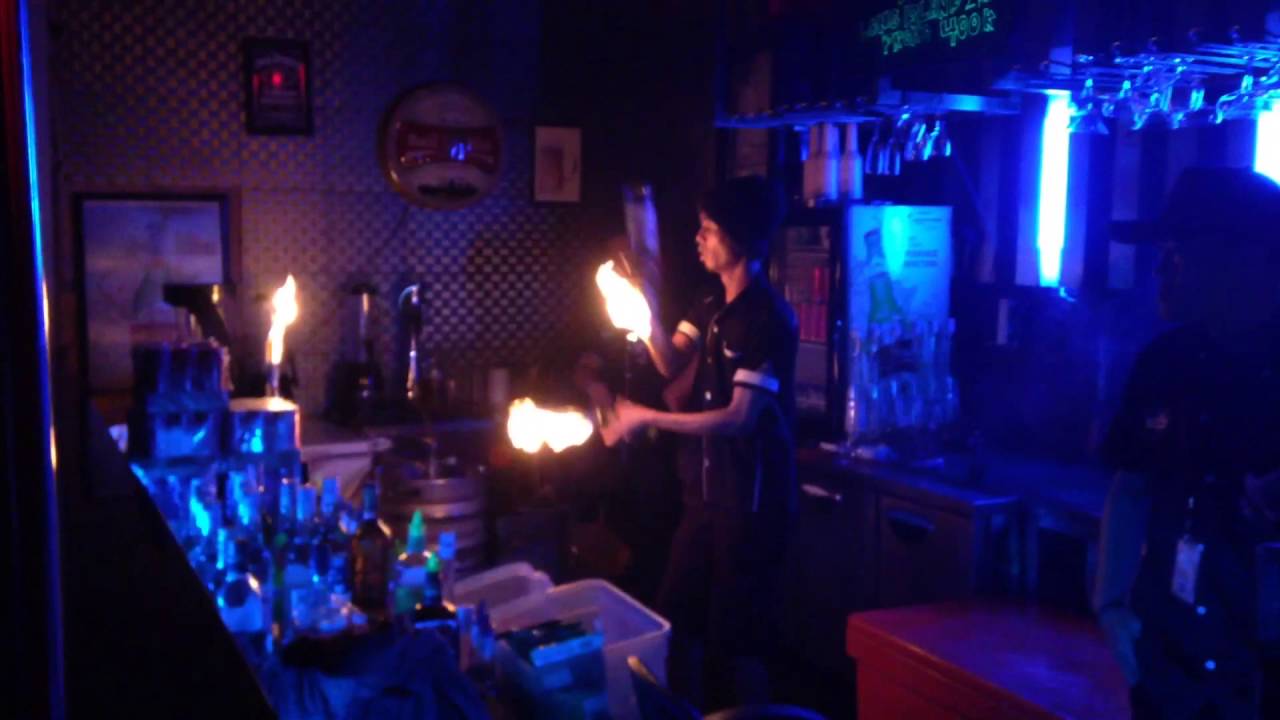 Bar Flair at Xone Club Classoundsation with Winky Wiyawan , Chrizz Vmd ...