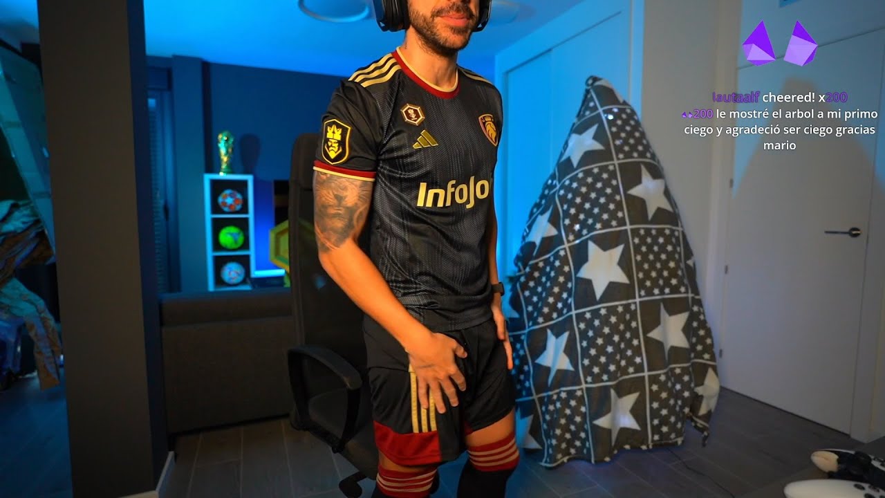 EL NUEVO ÁRBOL DE DjMaRiiO Y LAS PRIMERAS DONACIONES 🎄 - YouTube