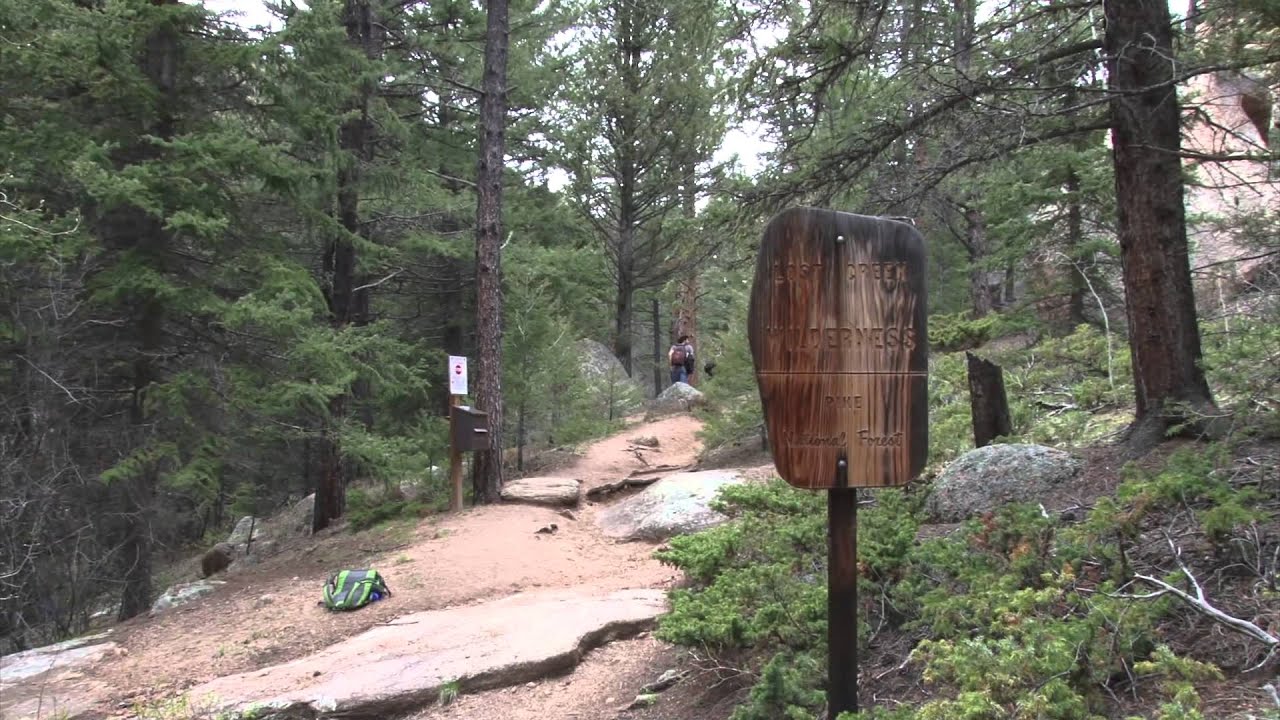 Hiking the Wigwam Creek Trail in the Lost Creek Wilderness - YouTube