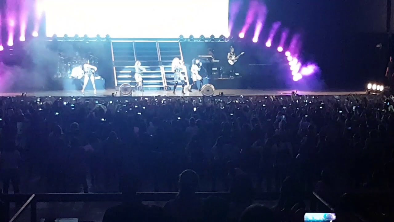 Fifth Harmony Costa Rica - All In My Head - YouTube