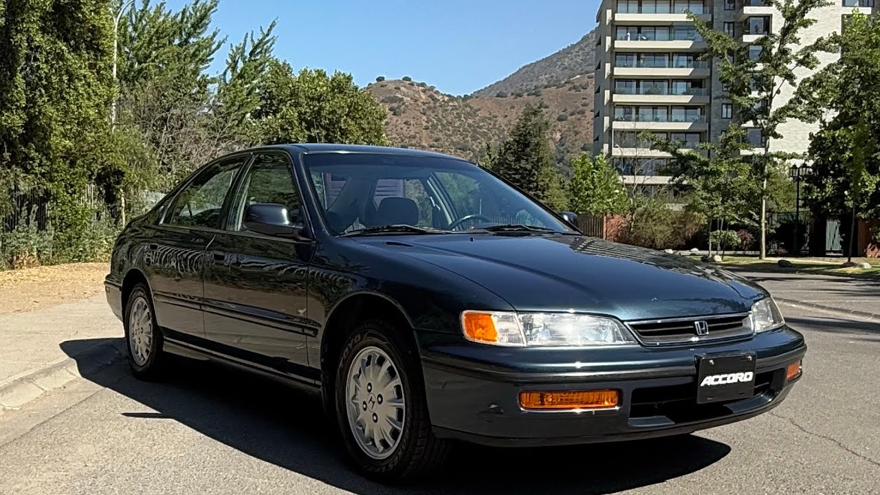 Honda Accord 2.2 1997 - Revisando un hermoso y bien mantenido ejemplar ...