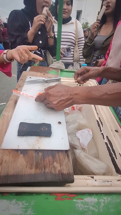 Jajan es potong #shorts - YouTube