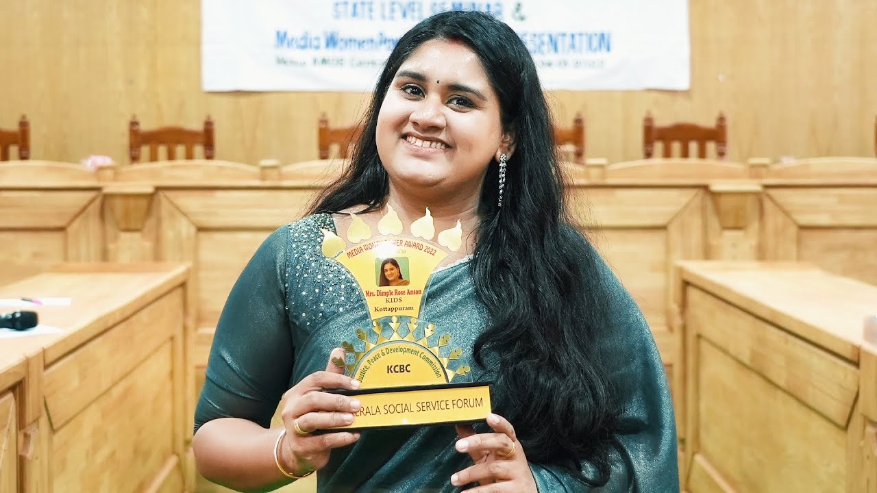 എനിക്ക് കിട്ടിയ അംഗീകാരം | Women's Day Special Vlog | Dimple Rose - YouTube