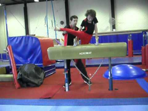 Pommel Swings - Spotting - YouTube