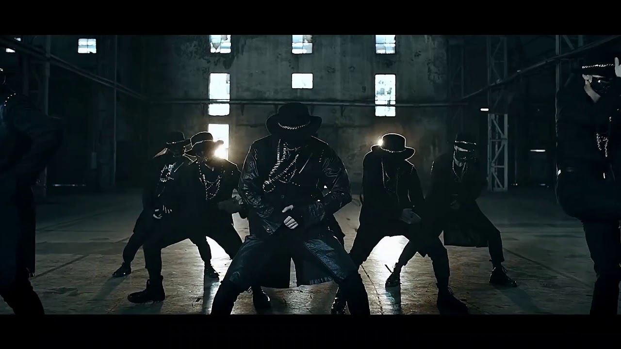 ATEEZ (에이티즈) - "HALA HALA" MV (AUDIO 10D🎧) - YouTube