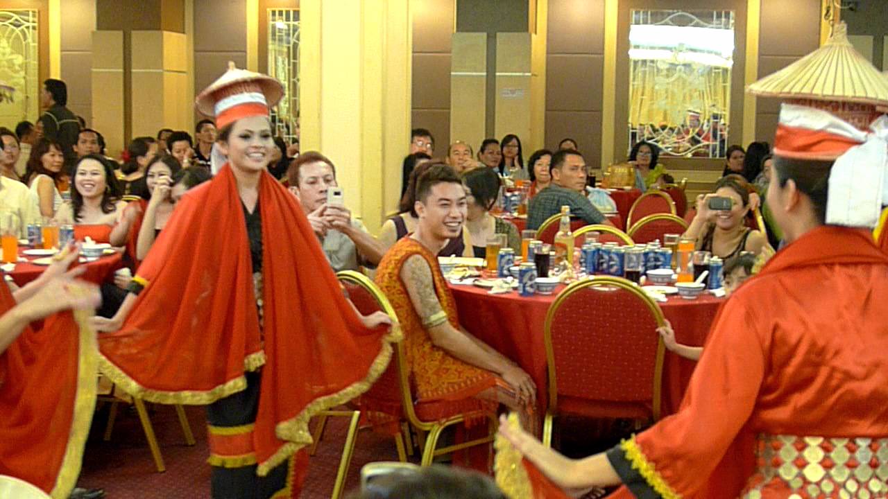 Bidayuh Dance - YouTube