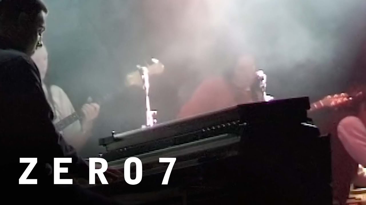 Zero 7 - Salt Water Sound (The Big Chill Festival 2001) - YouTube