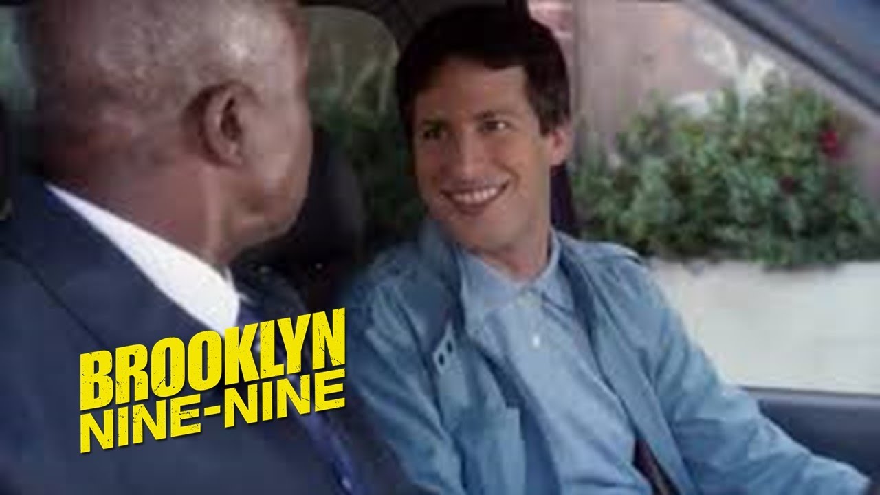 Brooklyn nine-nine B99 s1 e2 funny moments - YouTube