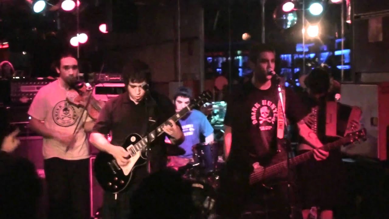 DRINK HUNTERS- It´s in your hands (MOOG 7-1-11) - YouTube