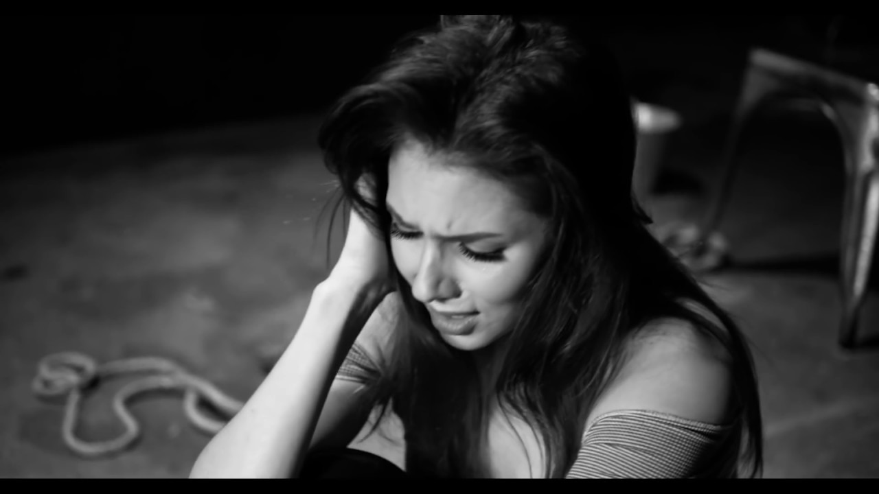 Bryce Fox - Coldhearted (Official Video) - YouTube