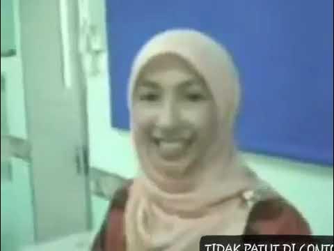 VIRAL GURU MESUM DALAM KELAS - YouTube
