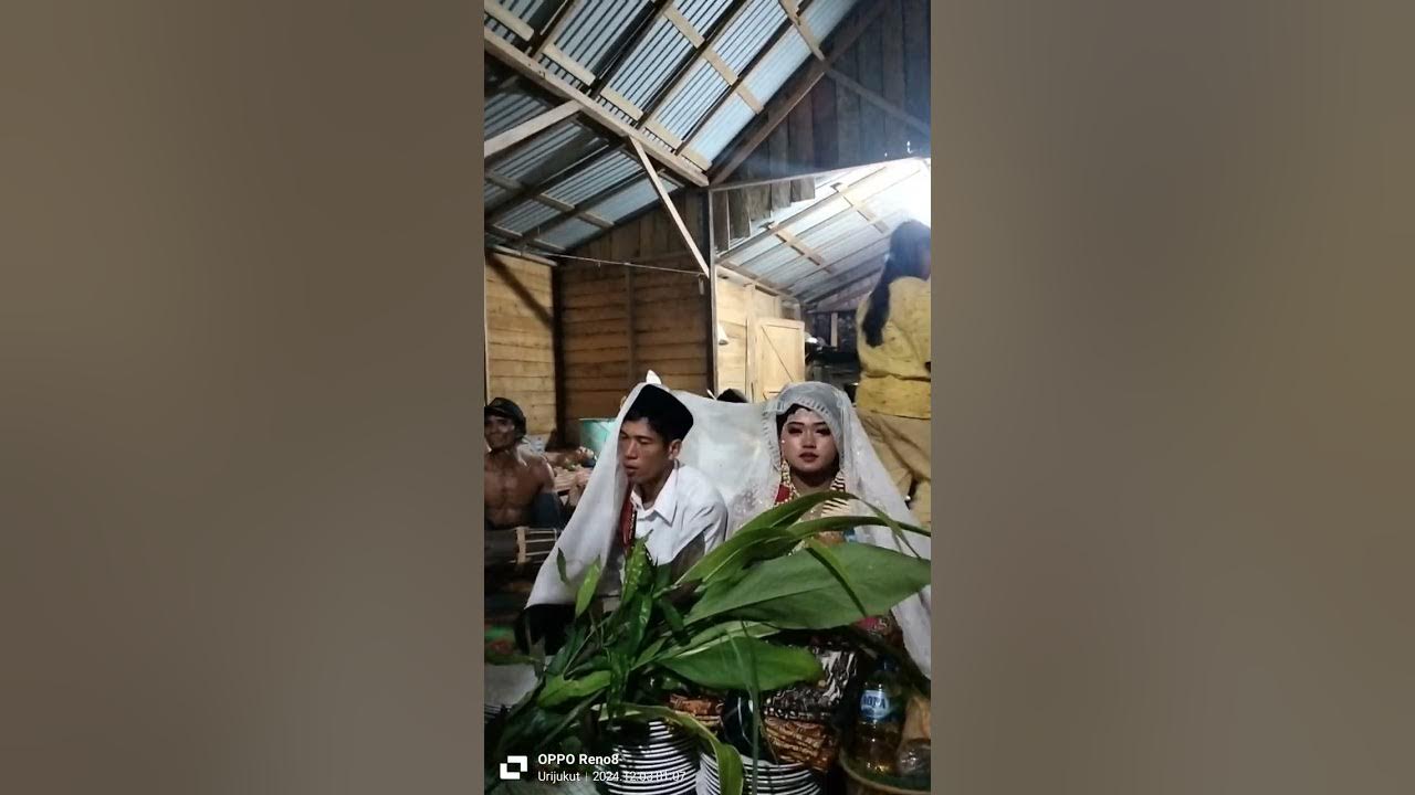 nikah berdasarkan agama kaharingan - YouTube
