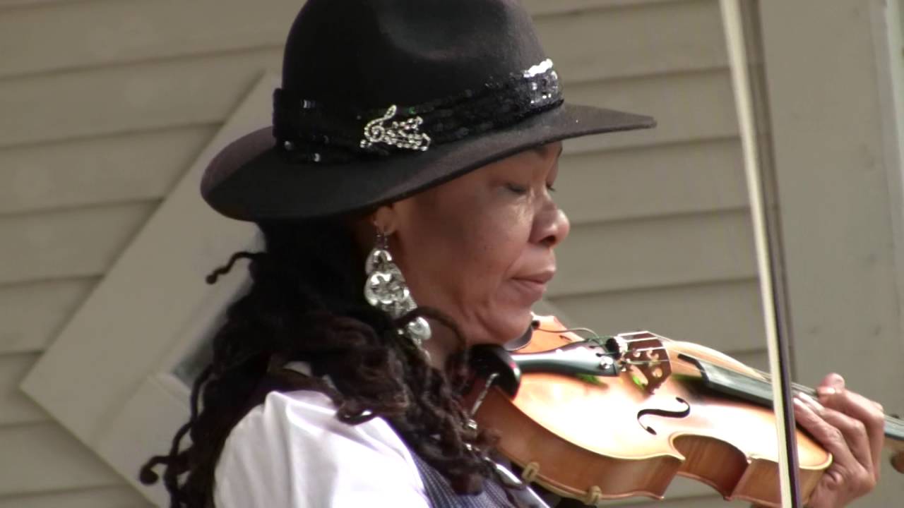 Tizer featuring Karen Briggs 04 - YouTube