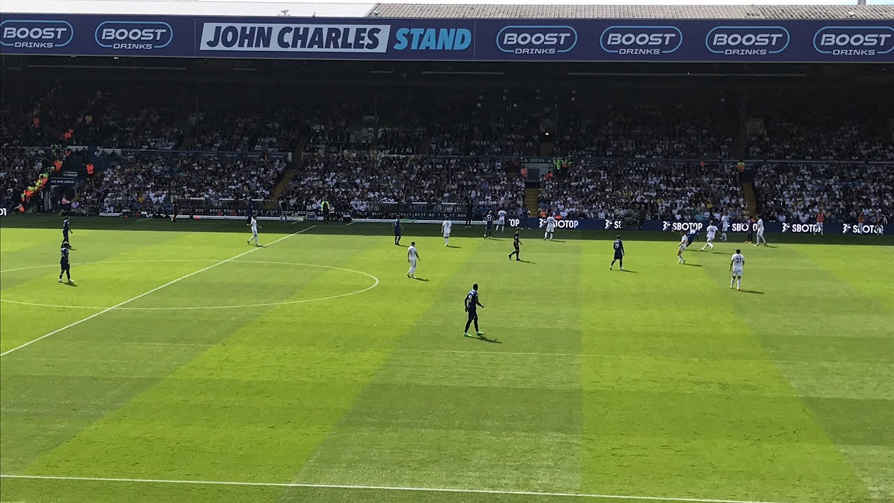 LEEDS SMASH CHELSEA~~matchday vlog - YouTube