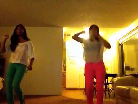 Jessica and Krystal Tik Tok dance (cover) - YouTube