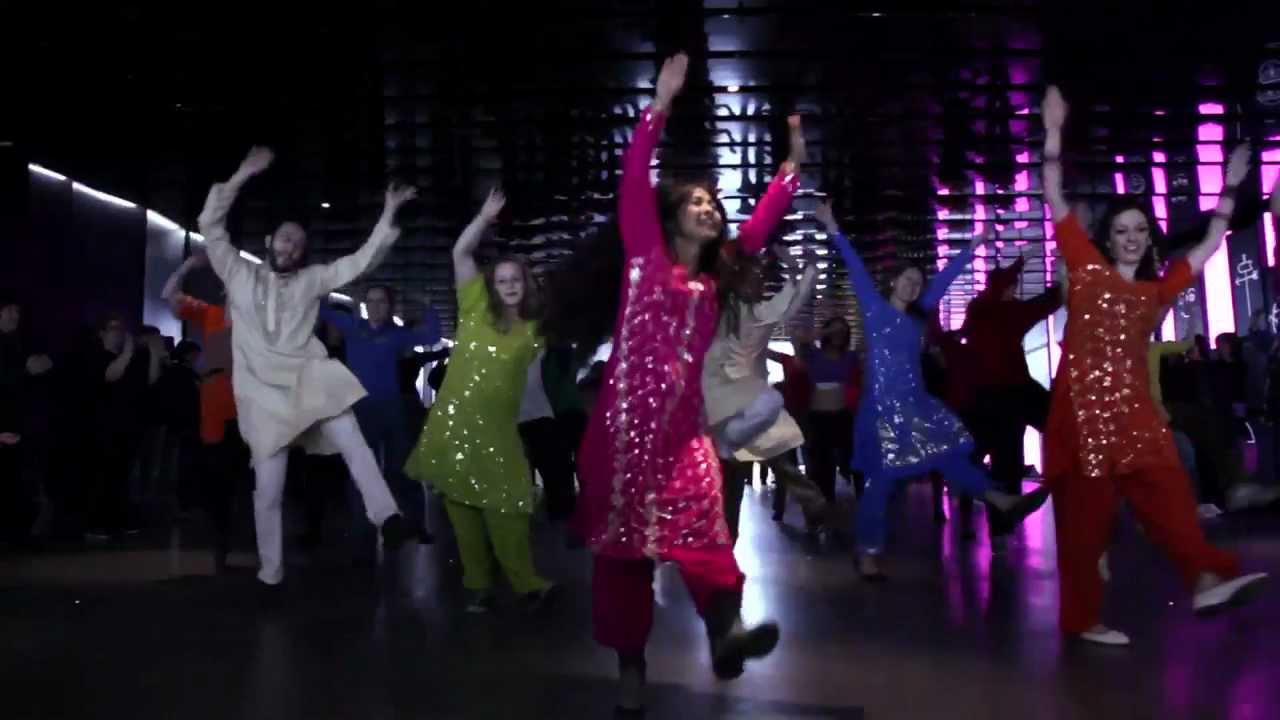 Célébrer la Journée internationale de la danse / Québec Danse 1re ...