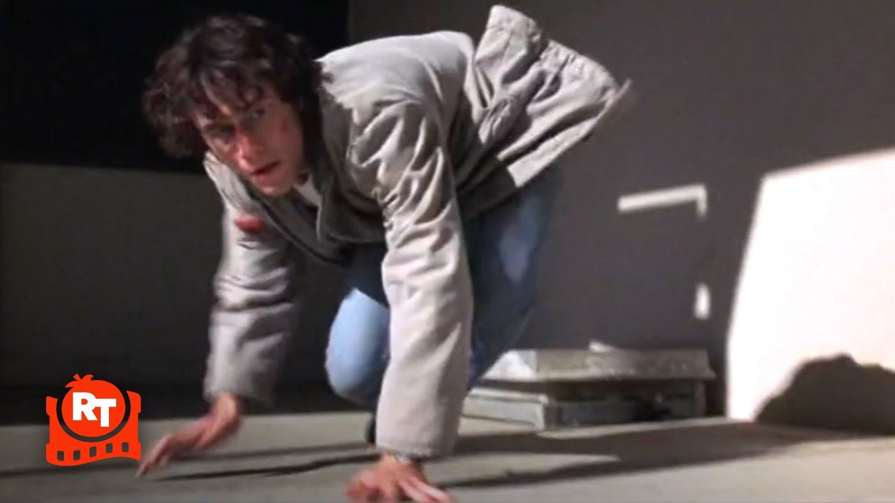 Brick (2005) - The Knife Chase Scene | Movieclips - YouTube