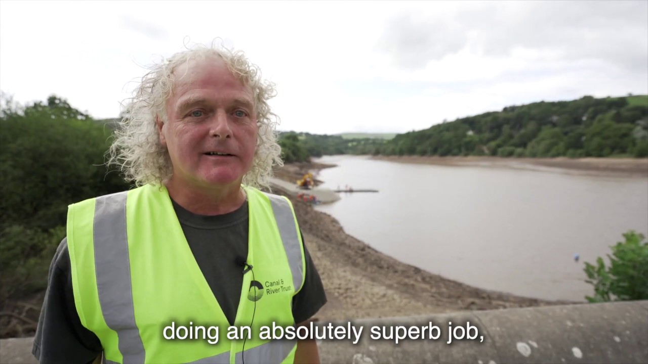 Volunteer Barry Rudd at Toddbrook Reservoir - YouTube