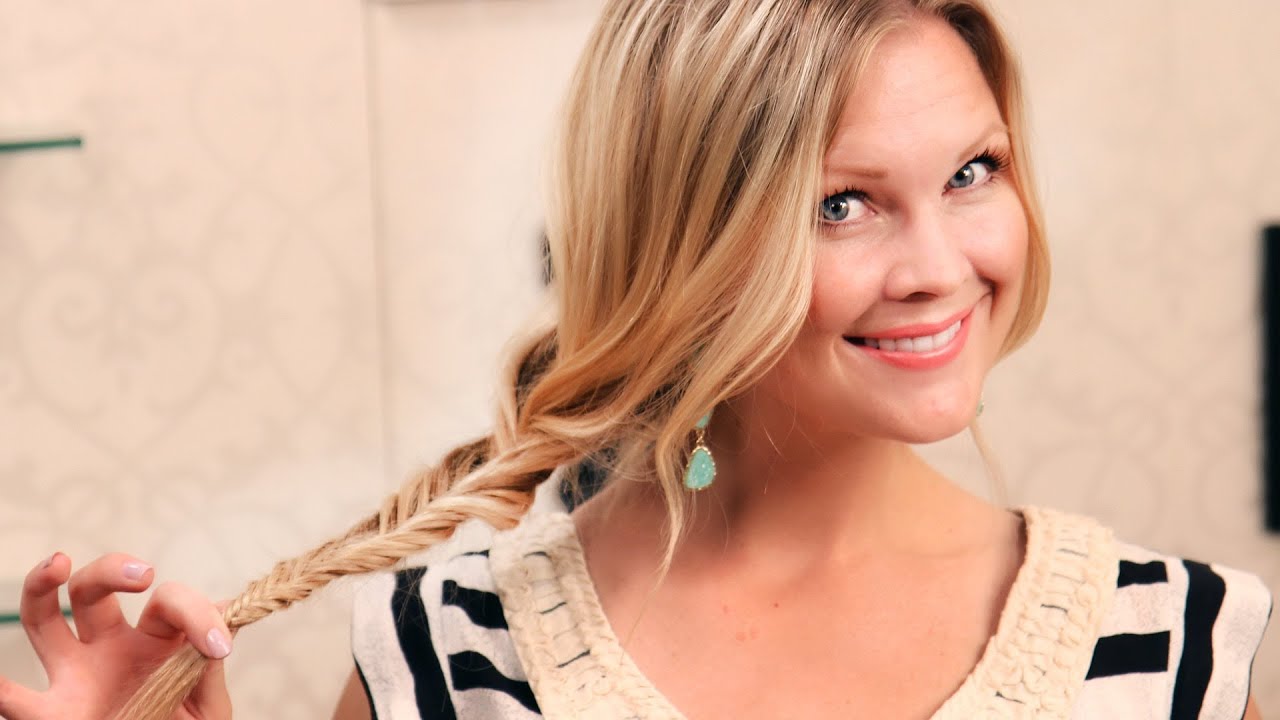 How-to Do A Fishtail Braid!! - YouTube