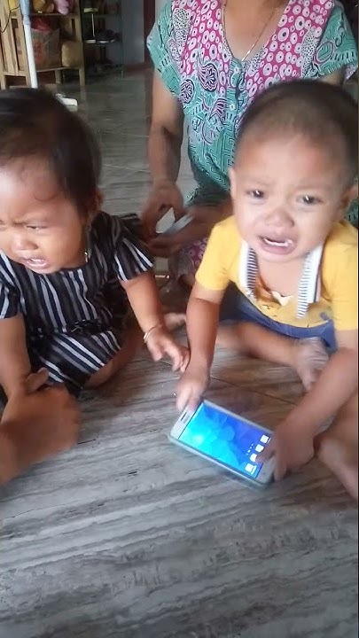 anak kecil jaman sekarang. rebutan Hp nangis. - YouTube