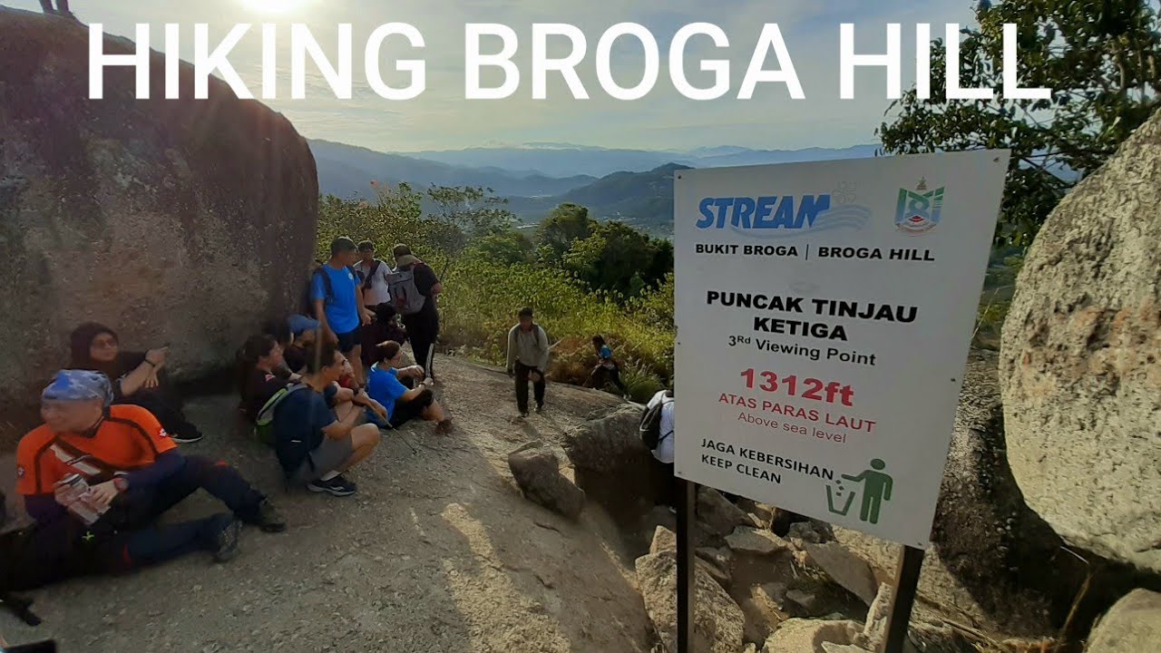 HIKING BUKIT BROGA - YouTube