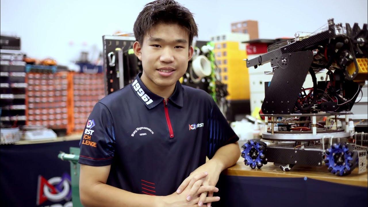 Introduction to my robotics projects, the First Tech Challenge - YouTube