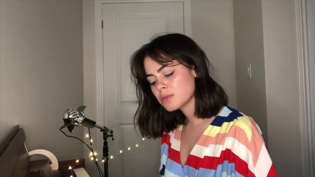 Alyssa Baker - I Say A Little Prayer Aretha Franklin (Cover) - YouTube