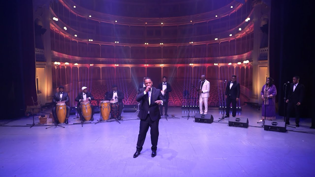 Los Muñequitos de Matanzas - HOMENAJE A BERRIER - YouTube