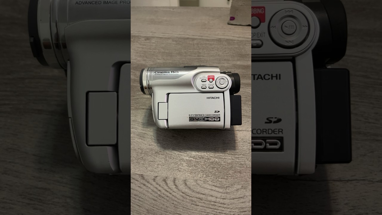 Let’s check out the Hitachi DZ-HS300A From 2006 - YouTube