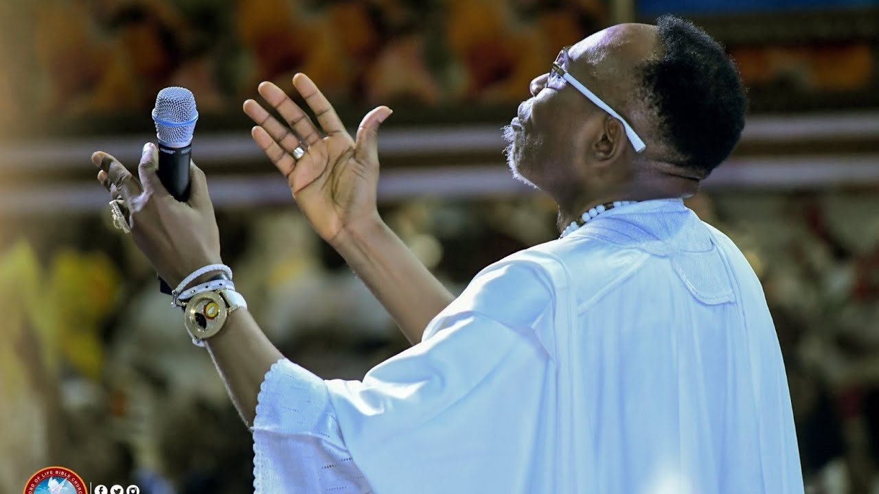 Sunday Service with Dr. Innosaint Okpe 19.01.2025 - YouTube