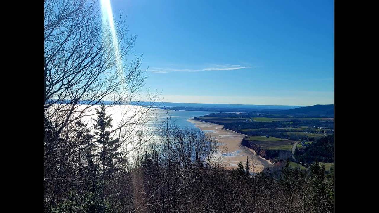 5km Hike to Blomidon Park - YouTube