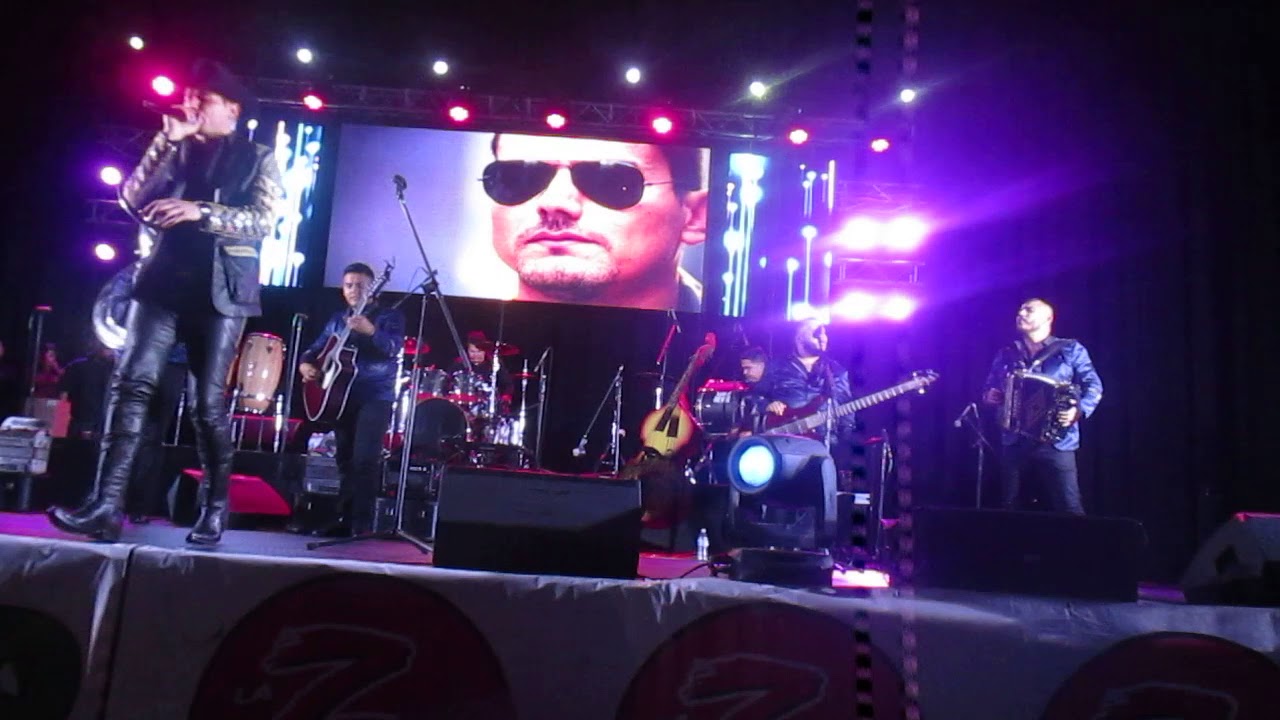 Compa Kanales en El ShoWare Center de Kent Wa. Tours 2018 Corridos ...