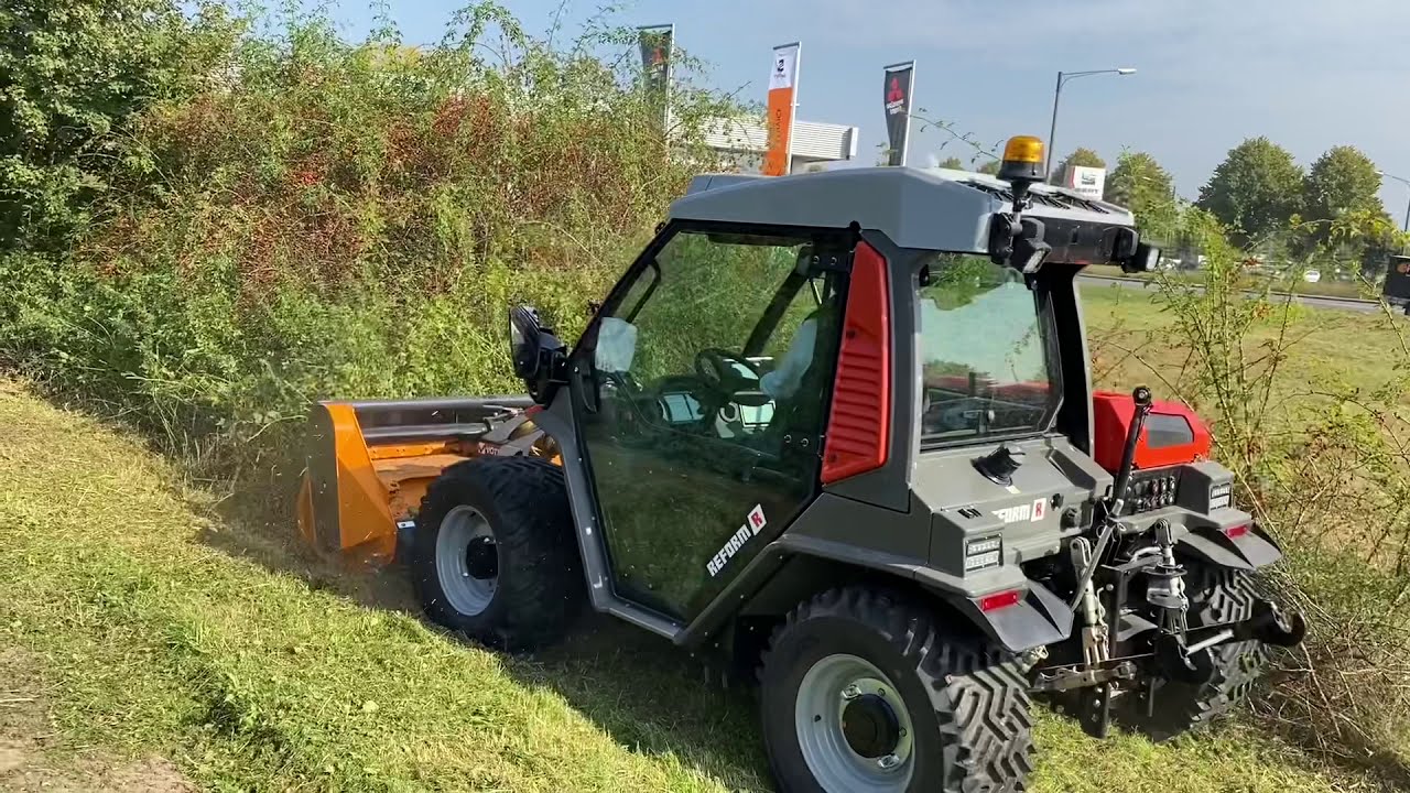 Der neue Reform Metrac H75 im Einsatz bei Stavermann - YouTube