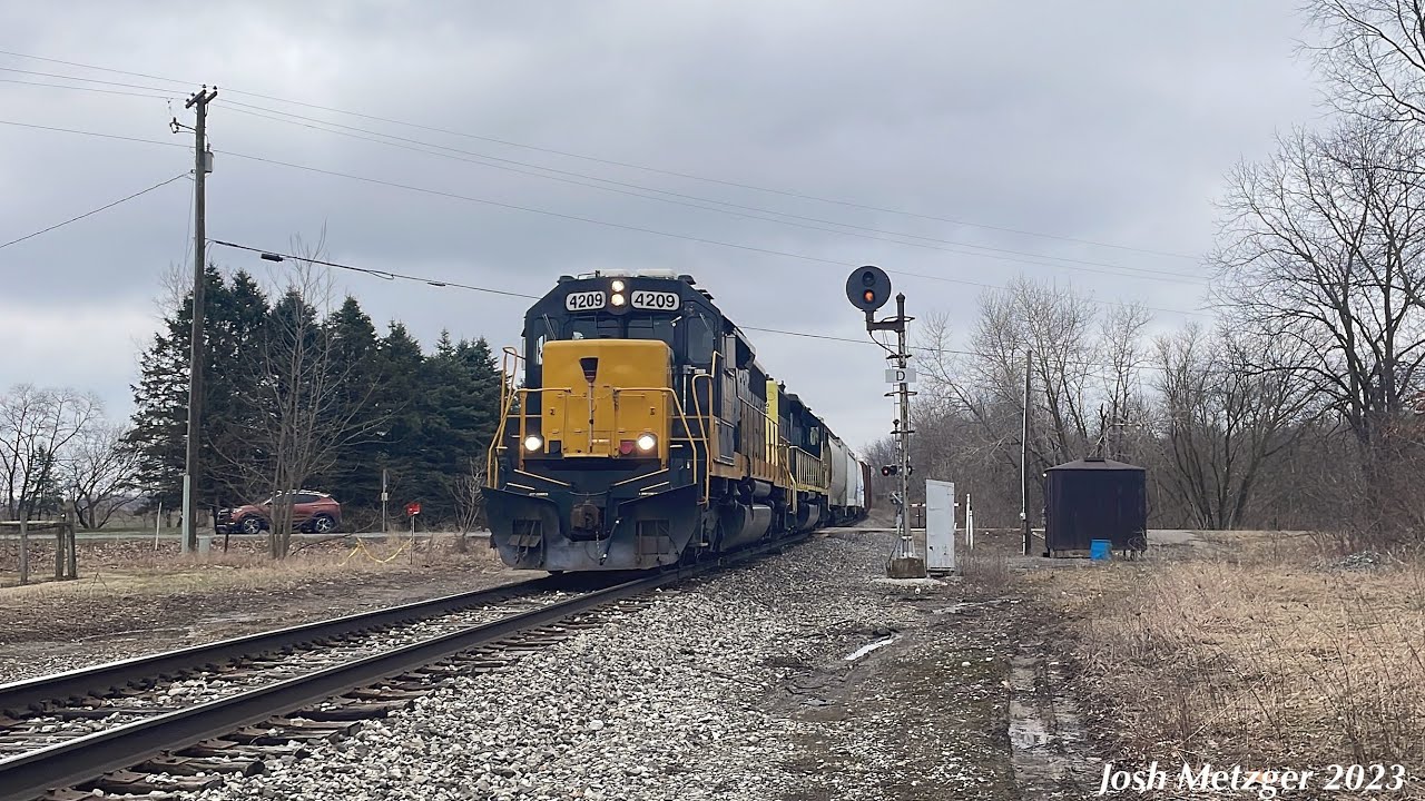 GDLK 302-23 w/ WAMX SD40-2s #’s 4209 and 4206 @ West U Ave in Schoolcraft, MI 3/23/23 - YouTube