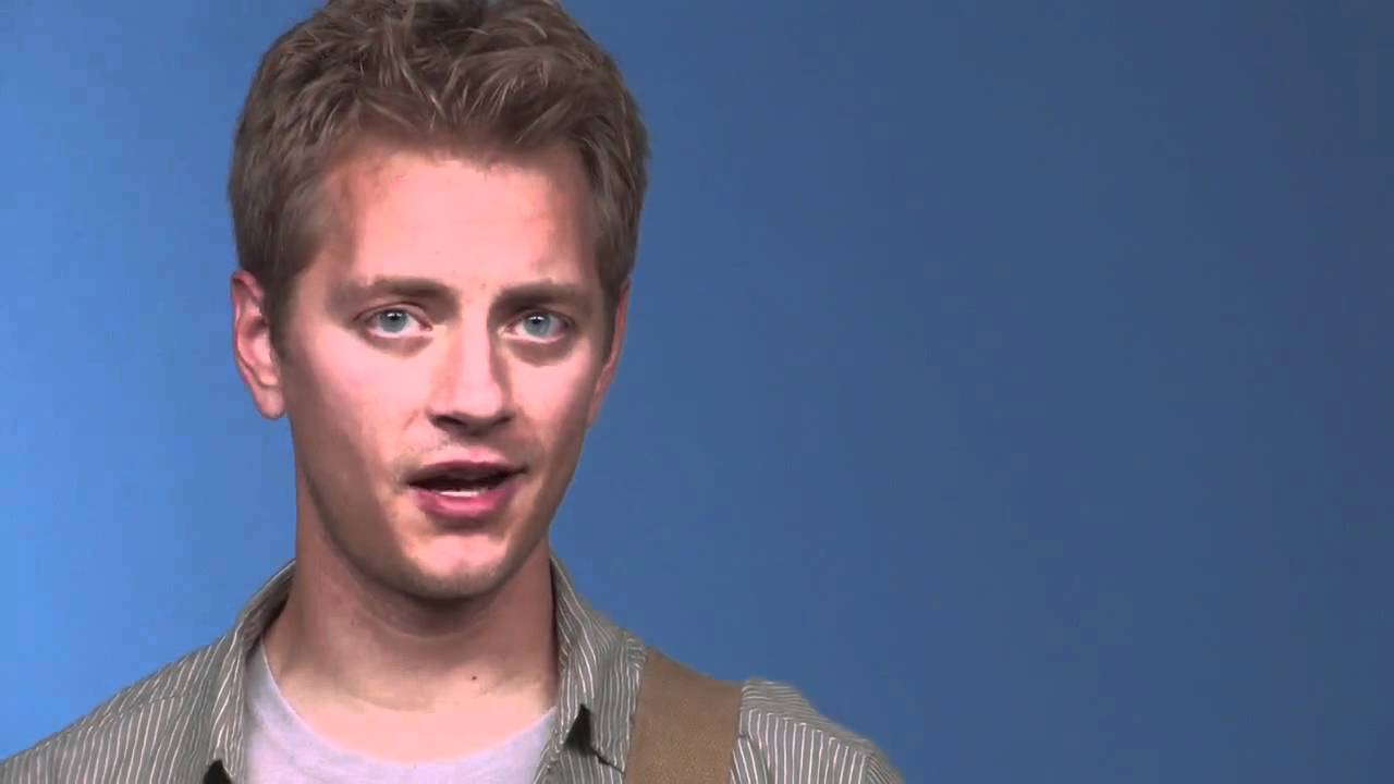 iGo Laptop Charger with iGo Green Technology (Short) - YouTube