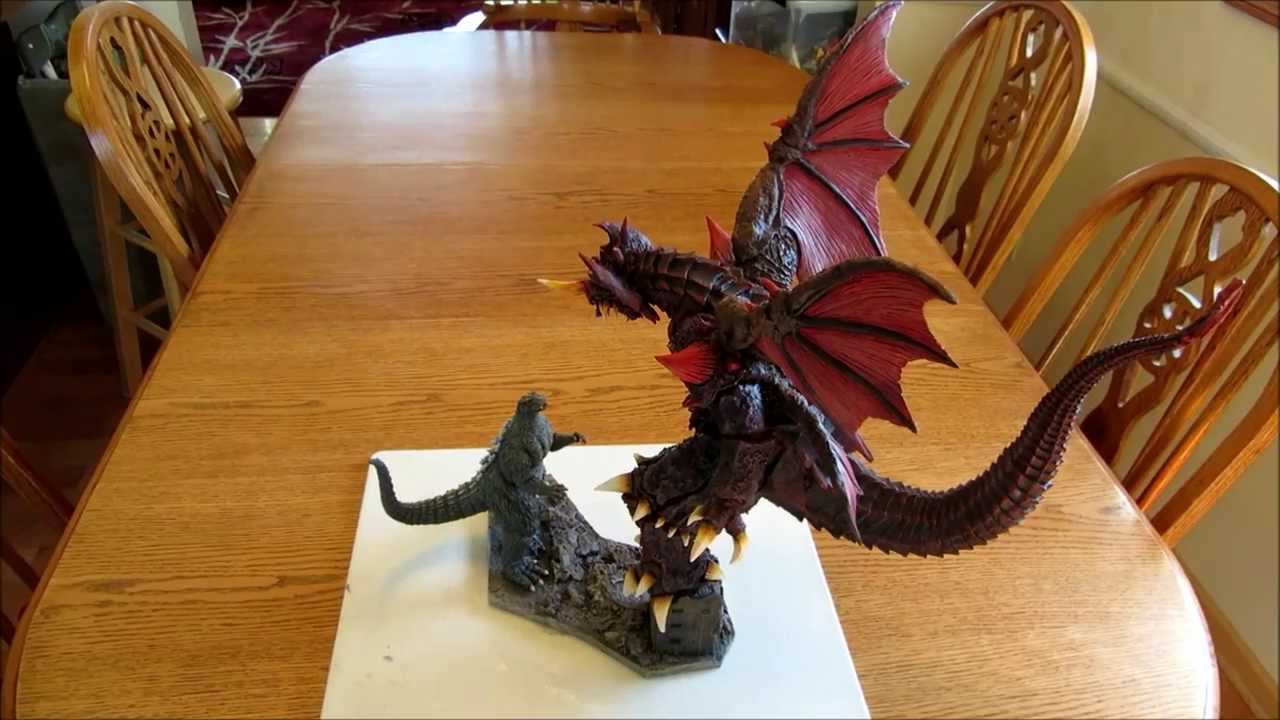 Destroyah Vs Godzilla Jr Model Kit - YouTube