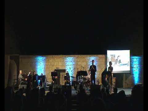 ΕΝΑ ΒΡΑΔΥ ΣΤΗ ΤΑΒΕΡΝΑ - YouTube