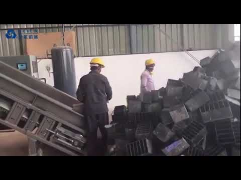 PP battery box crushing and washing - YouTube