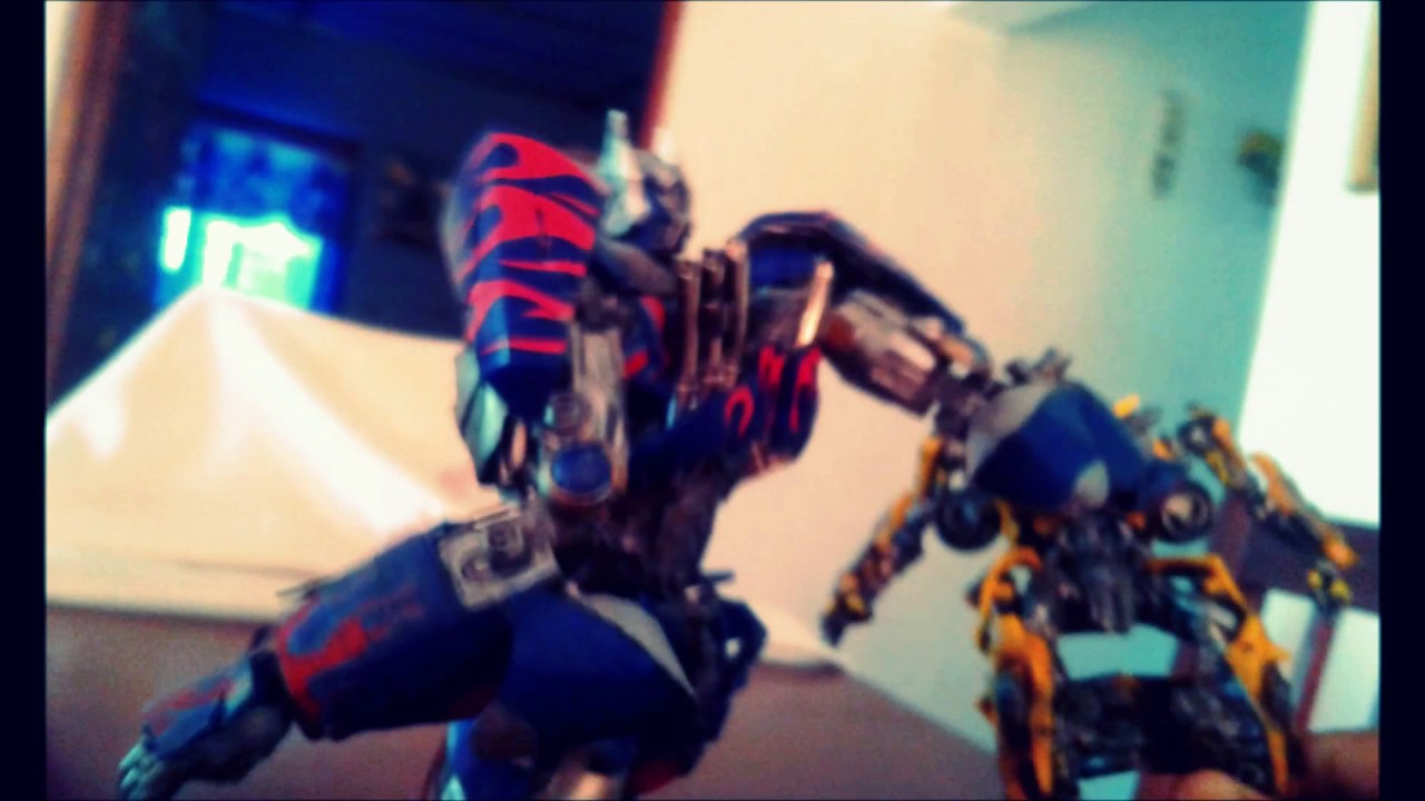Transormers The Last Knight Optimus Prime Vs Bumblebee stop Motion ...