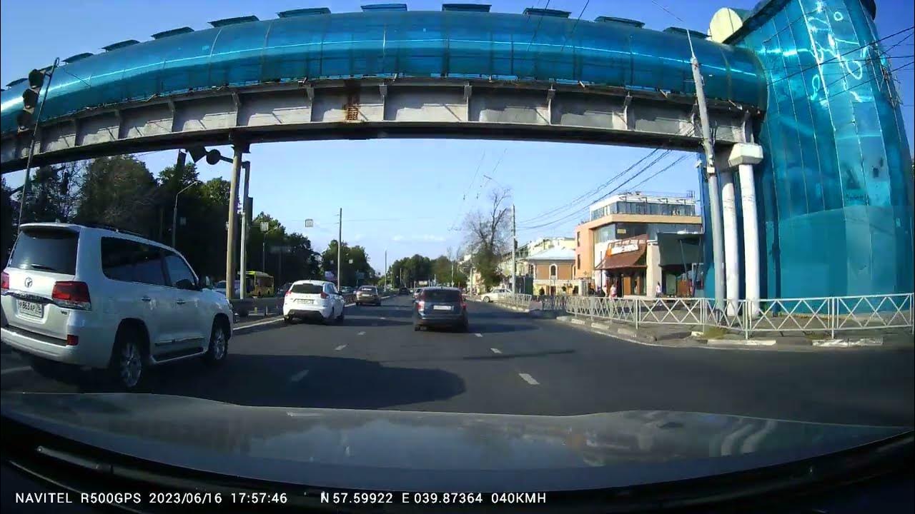 Видеорегистратор Navitel R500 gps пример съемки - YouTube