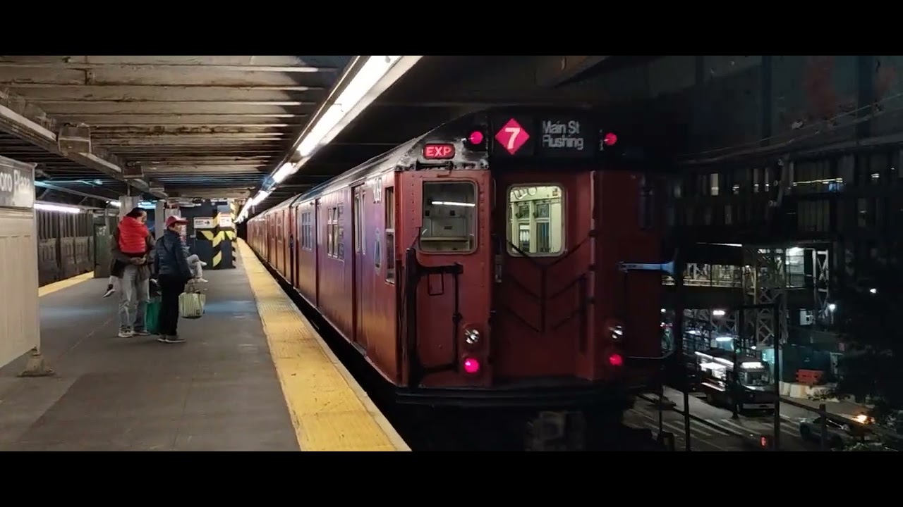 Redbird #9542/#9068 "7" via (N) Line passing Queensboro Plaza - YouTube