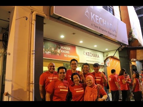 Food Distribution with Kechara Soup Kitchen - YouTube