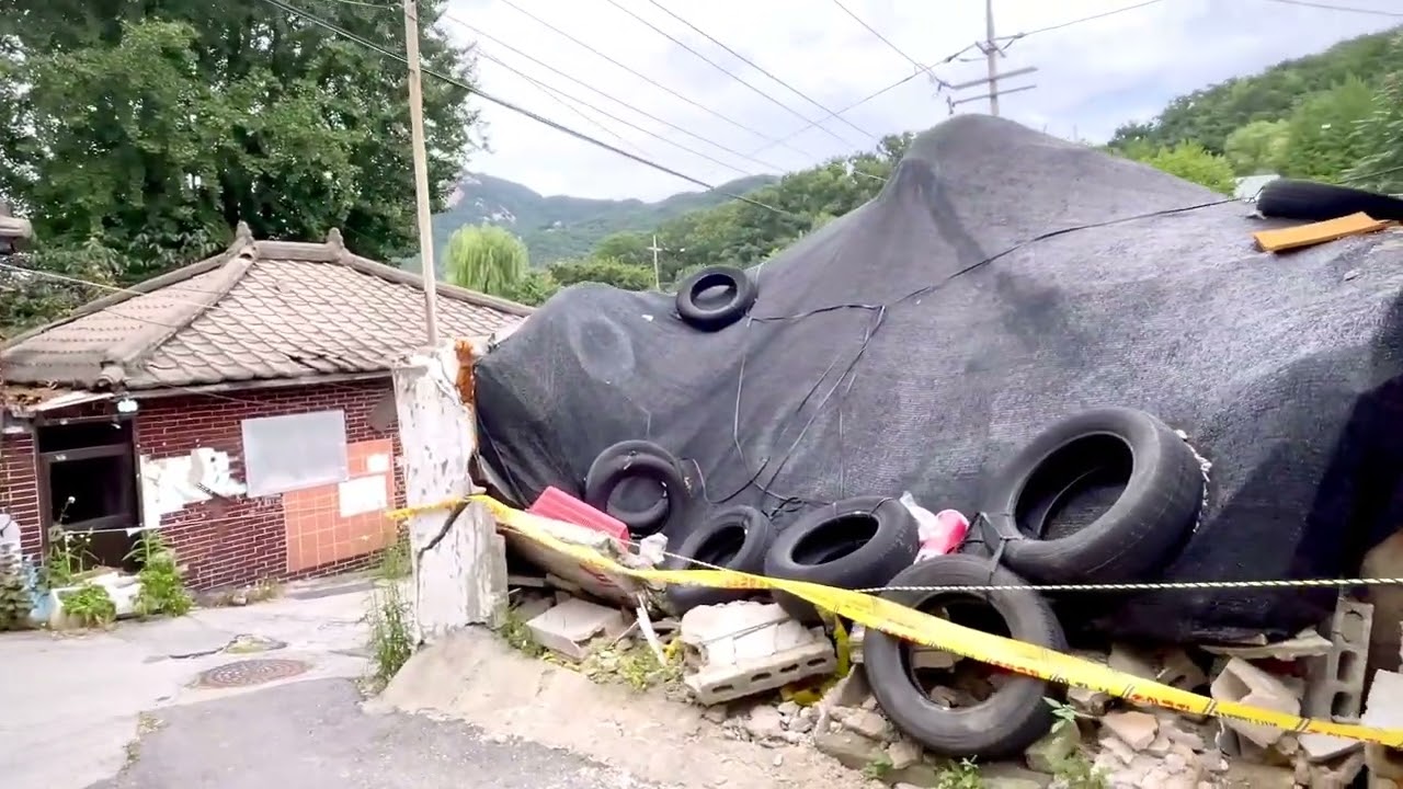 BAEKSA VILLAGE The Last Shanty Town of Seoul Part 1 #solovlog # ...